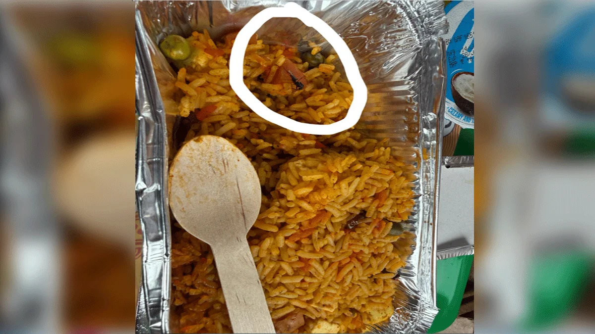 तेजस एक्सप्रेसमध्ये निष्काळजीपणाचा कळस! जेवणाचे पाकीट उघडताच निघाला ...