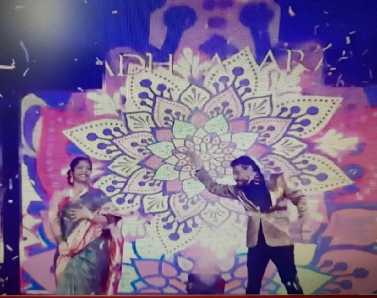 దువ్వాడ శ్రీనివాస్, దివ్వెల మాధురి డ్యాన్స్ చూసి ఏడుస్తారెందుకు?(video ...