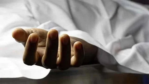 पुण्यात जनगणनेच्या कामावर जात असलेल्या महिला शिक्षिकेला डंपरने चिरडले ...