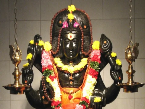 గురువారం గురువుకు జామపండ్లను ప్రసాదంగా..? (video) - Thursday Puja ...