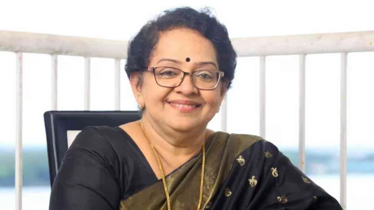 Mallika Sukumaran: 'ആ ബന്ധത്തിൽ നിന്നും തിരിച്ച് വിളിച്ചുകൊണ്ട് വന്നത് ...