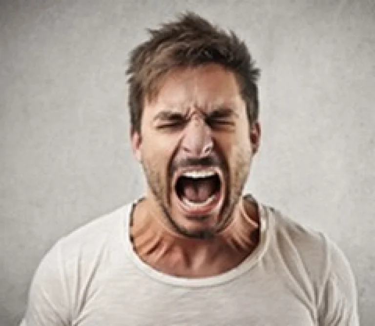 உயிருக்கு உலை வைக்கும் கோபம் - Life-threatening anger | Webdunia Tamil
