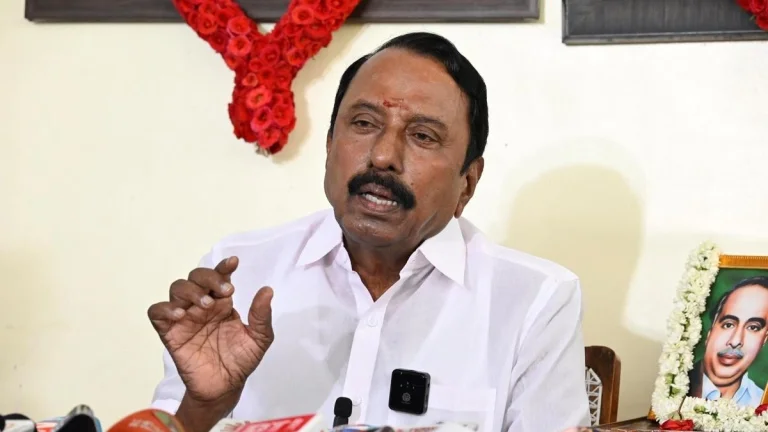 மத்திய அரசு ரூ.1000 கோடி நிதி கொடுத்துள்ளது.. அமைச்சர் செங்கோட்டையன் ...